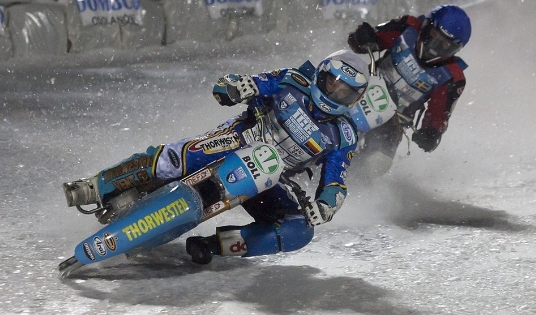 Ice speedway: Szwajcarzy wyłonią mistrza - Sport WP SportoweFakty