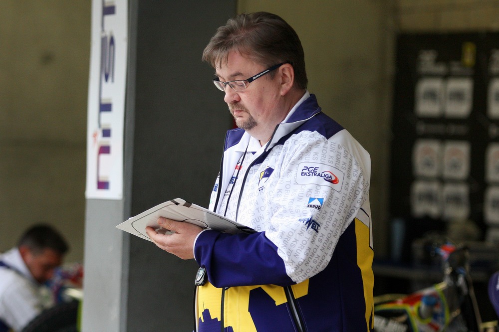 Jacek Gajewski odpowiedział Mirosławowi Kowalikowi. "Taki strateg ...