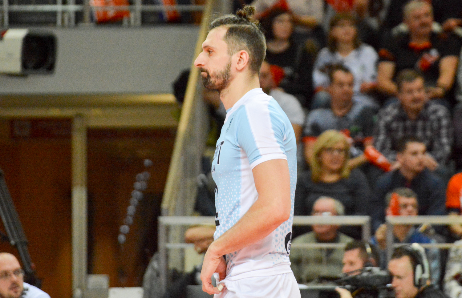 Aleksander Butko: Z zewnątrz wszystko wydaje się proste - Leon wszedł i ...