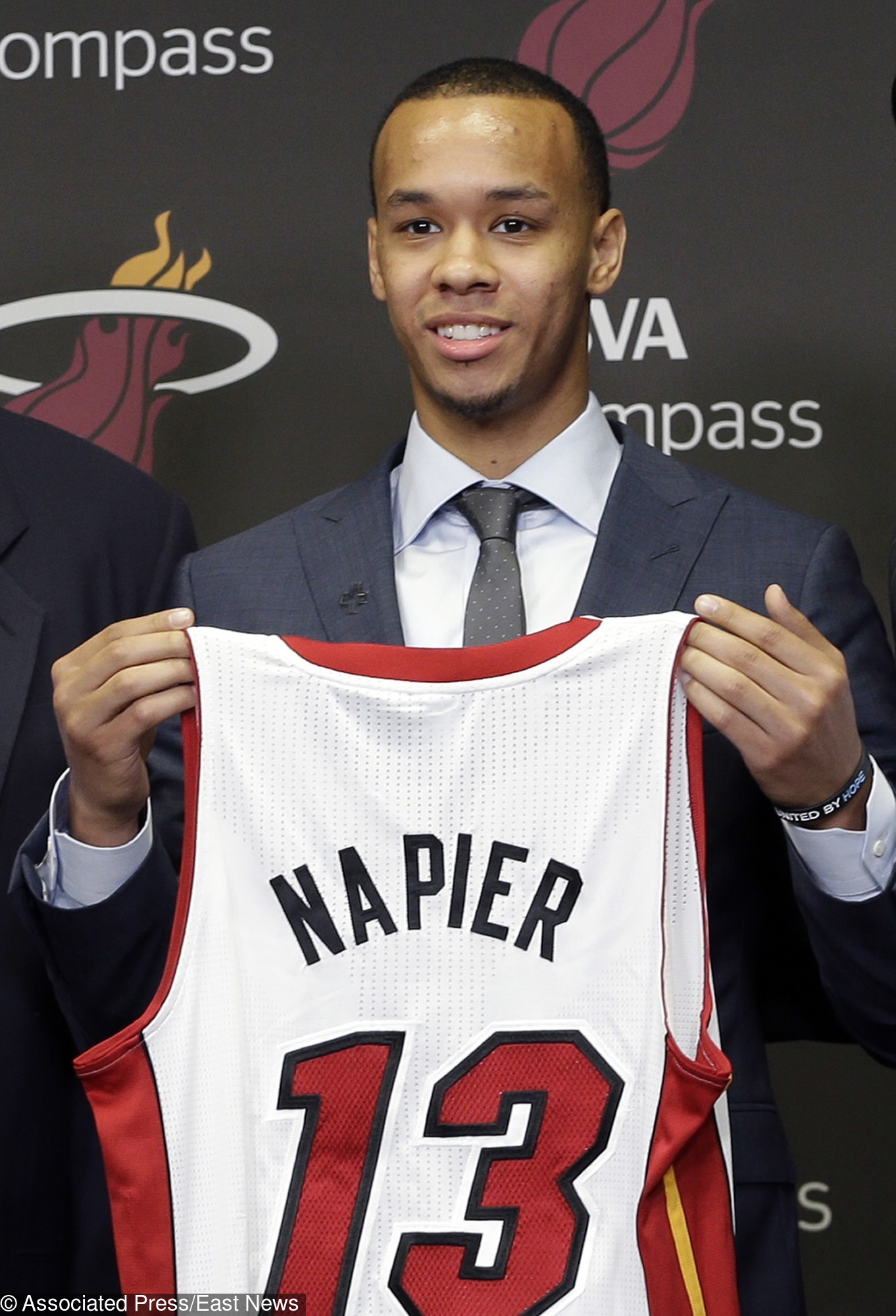 Gracz NBA podpisał kontrakt w swoje urodziny, Shabazz Napier dołączy do ...