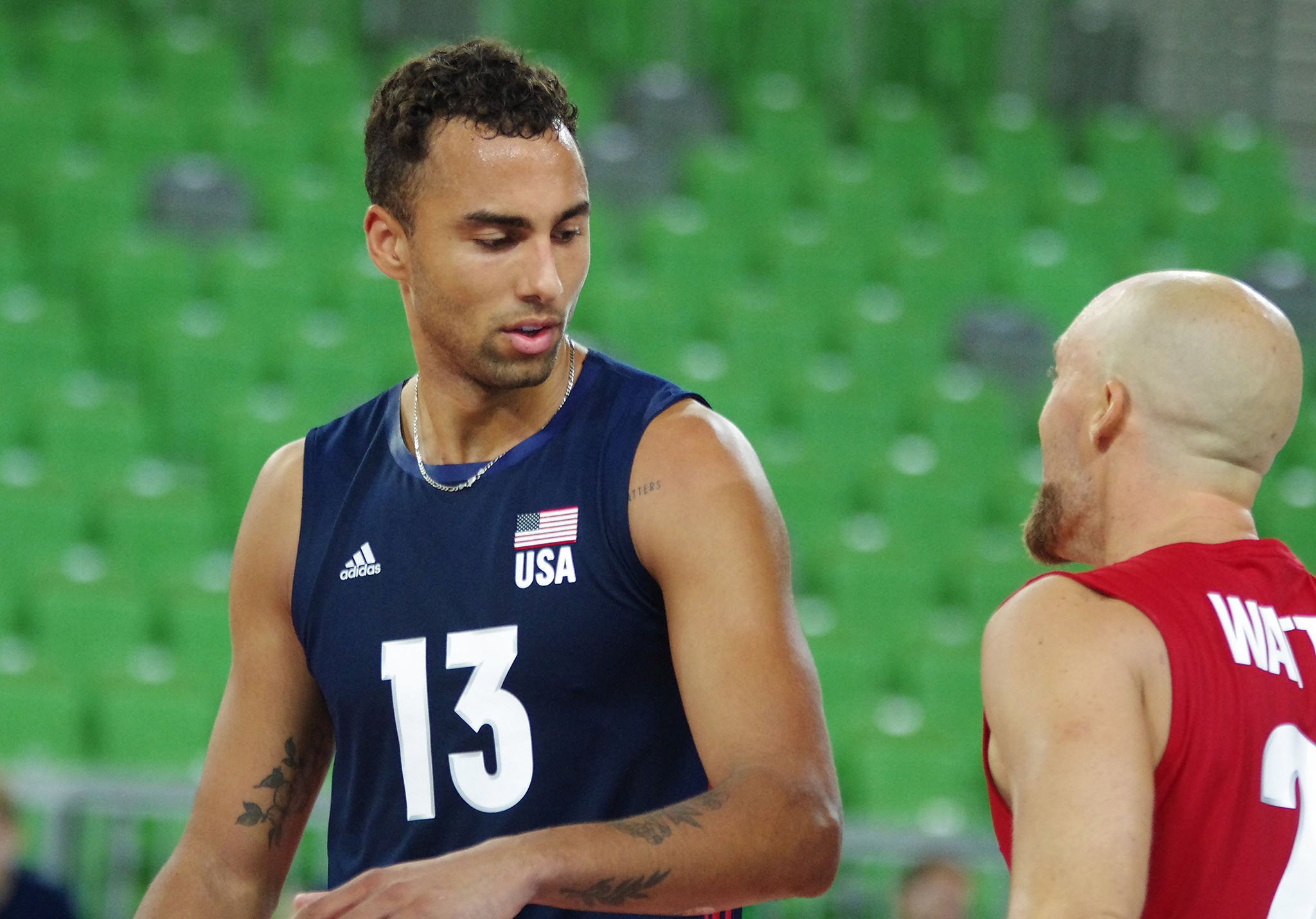 Benjamin Patch rozpoczął działalność charytatywną. Zajął się ...