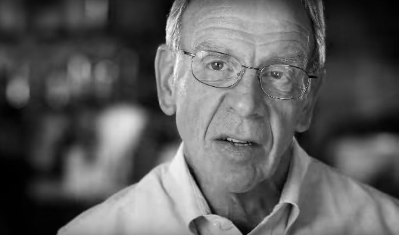 Nie żyje dr Robert Hubbard. Jego urządzenie uratowało życie Robertowi ...