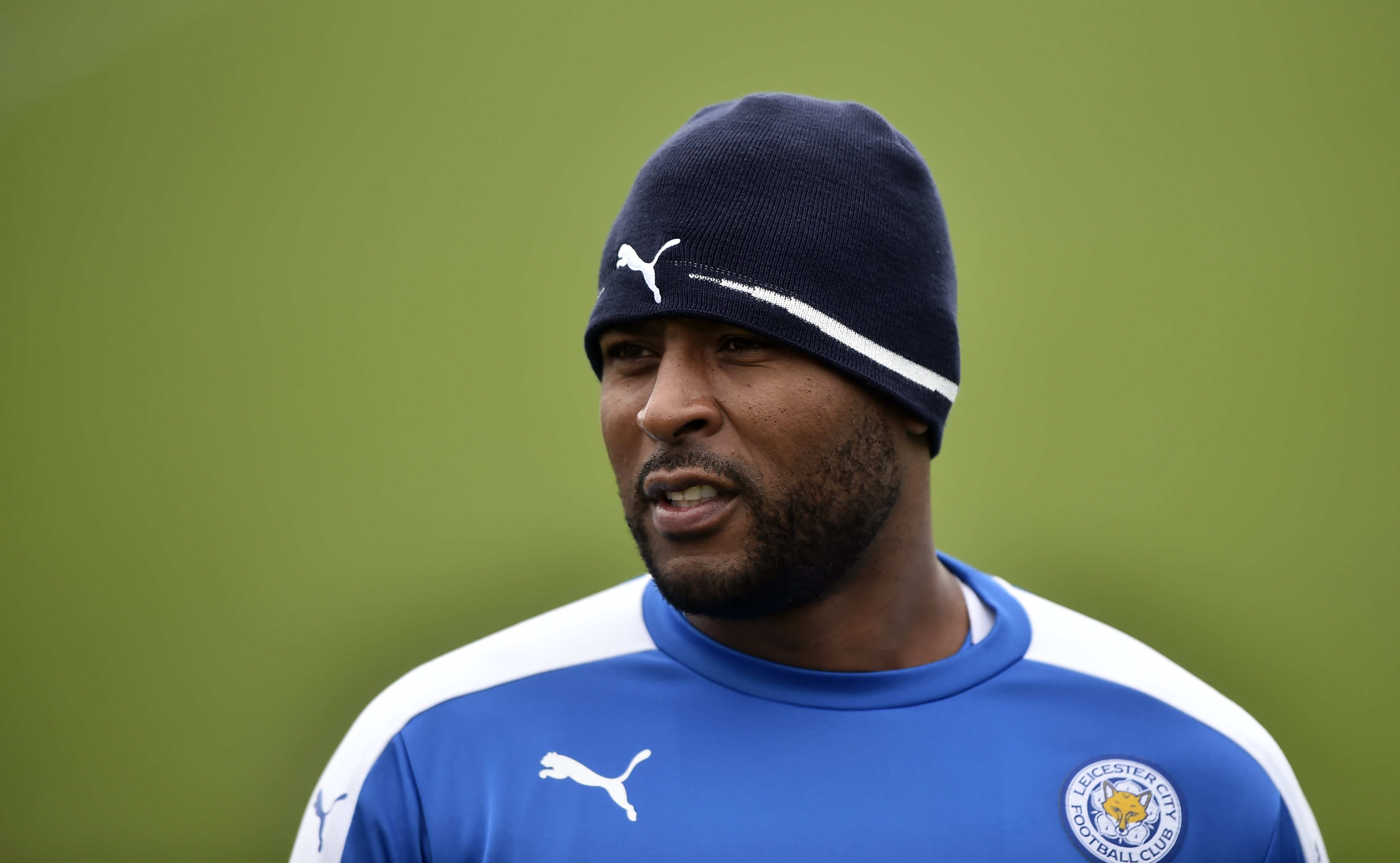 Leicester City zatrzymało obrońcę z mistrzowskiej drużyny. Wes Morgan z ...