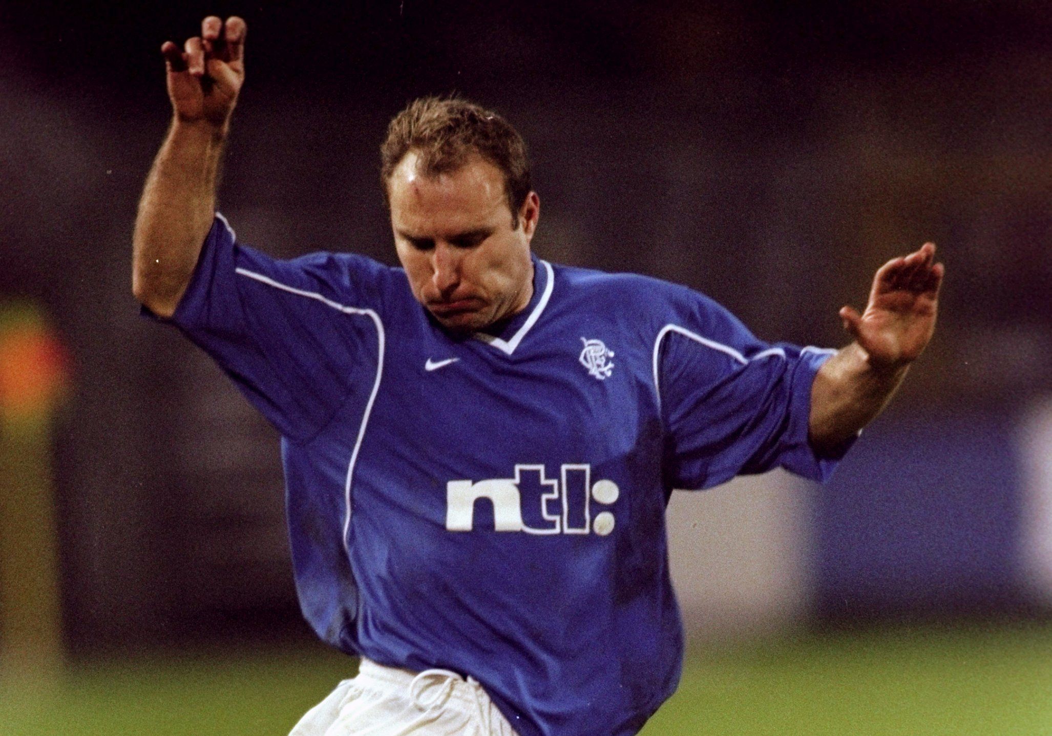 W Szkocji nie zapominają o reprezentancie Polski. Dariusz Adamczuk w ...