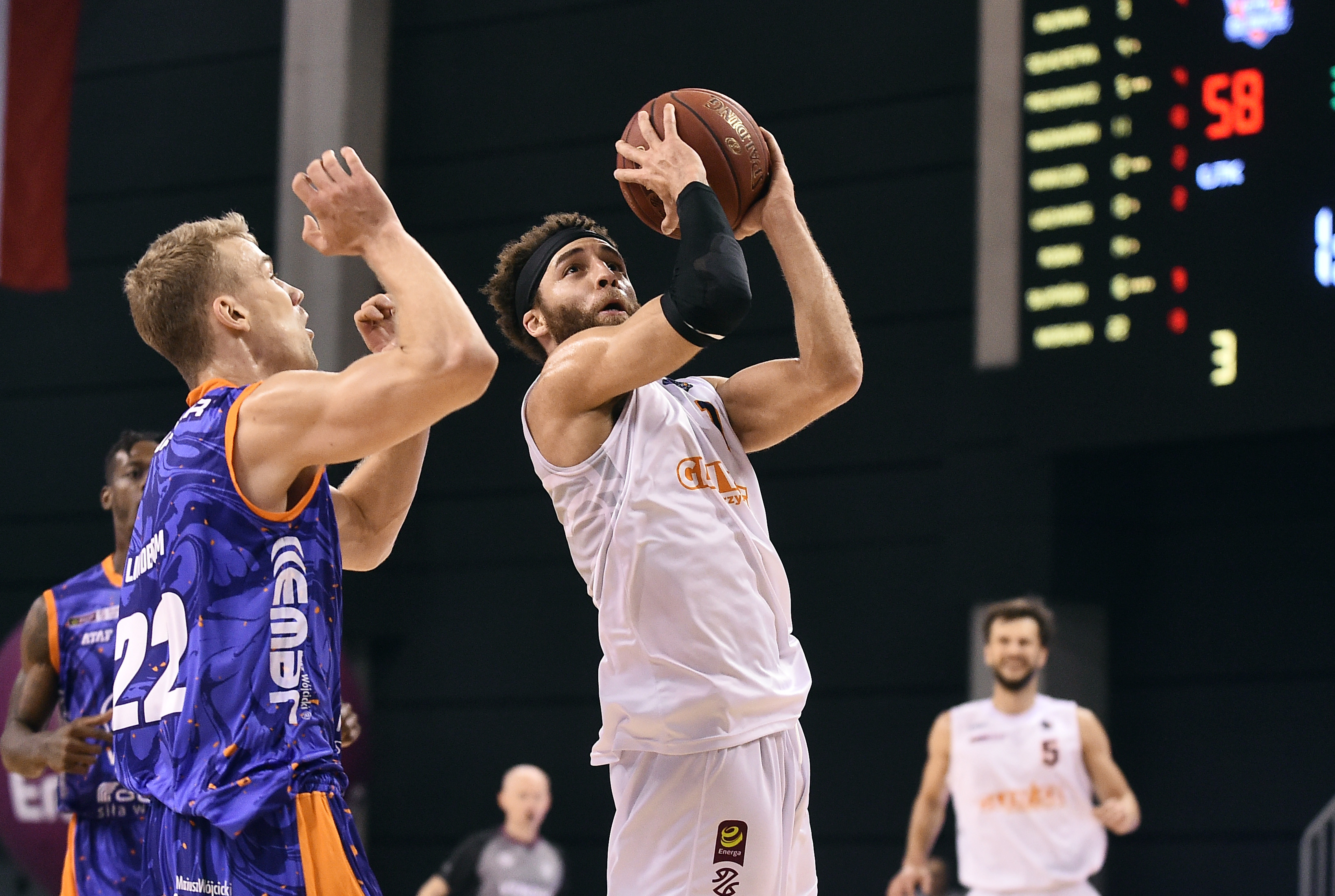 Desmond Washington wykorzystał szansę. "Najlepiej wykorzystał problemy ...