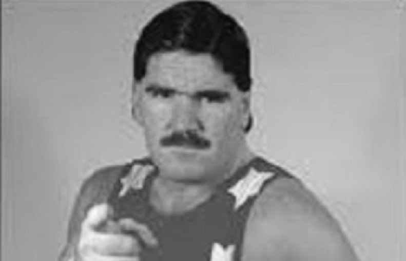 Wrestling. Gwiazdy WWE oddają hołd legendzie. Mark "Rollerball" Rocco ...