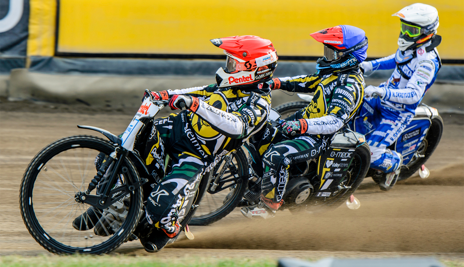 Żużel. Falubaz rozbił Polonię i jest bardzo blisko finału. Hit w cieniu ...