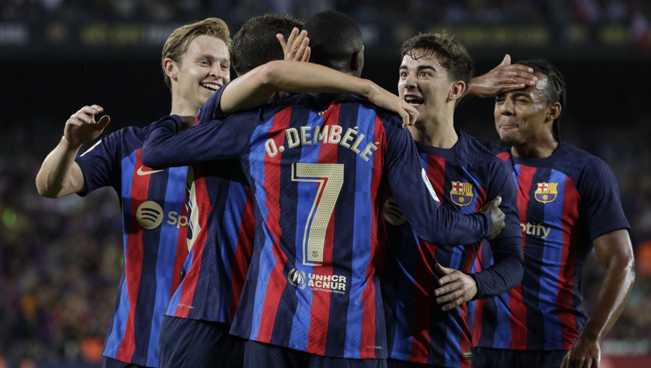 Barca w (prze)budowie. Planuje kolejne transfery i... "rujnuje plany ...