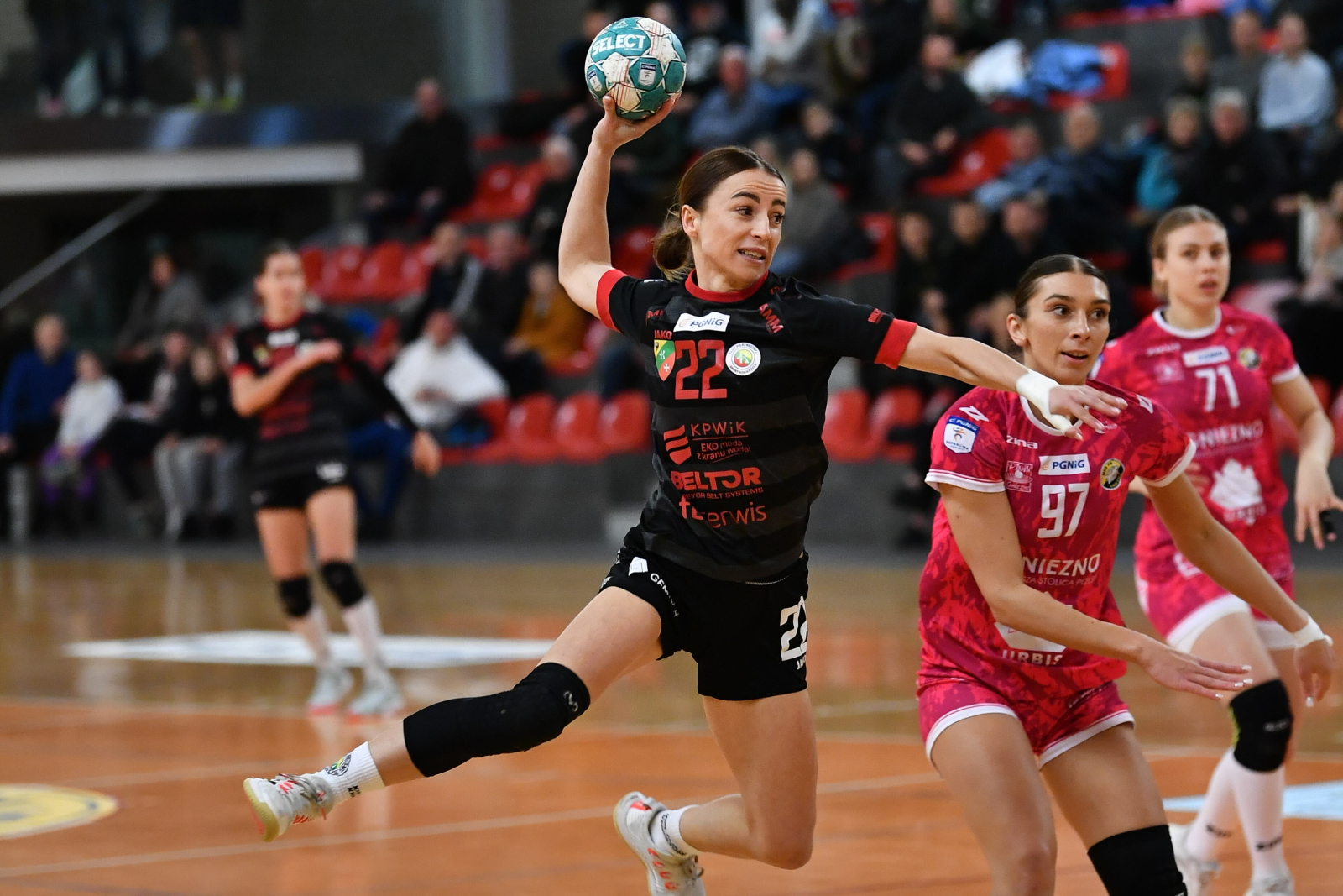 Mariola Wiertelak jak torpeda. Takiego meczu potrzebowały - Sport WP ...